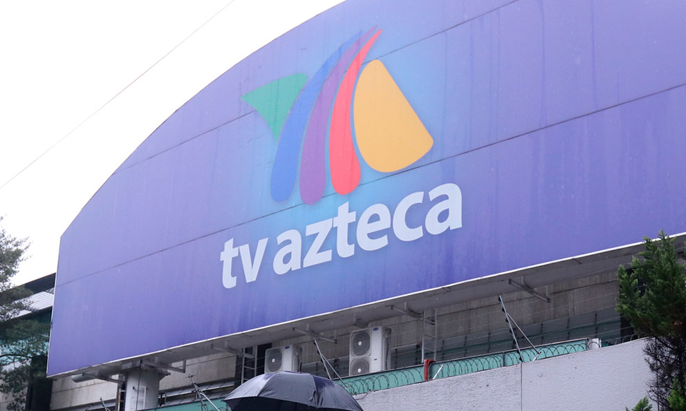 Demanda TV Azteca a Perú por fracaso de red de fibra óptica