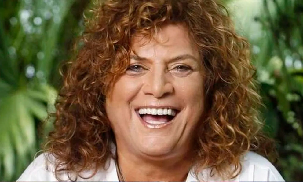 ¿Qué fue de Denisse de Kalafe, autora del tema ‘Señora Señora’?