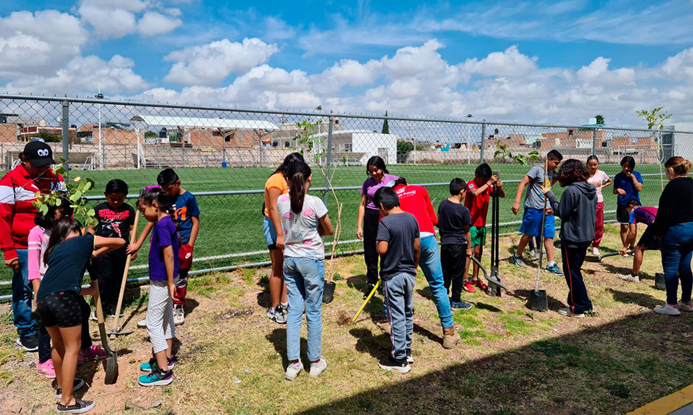 Más de 15 mil árboles plantados y donados en 2023 en SLP capital