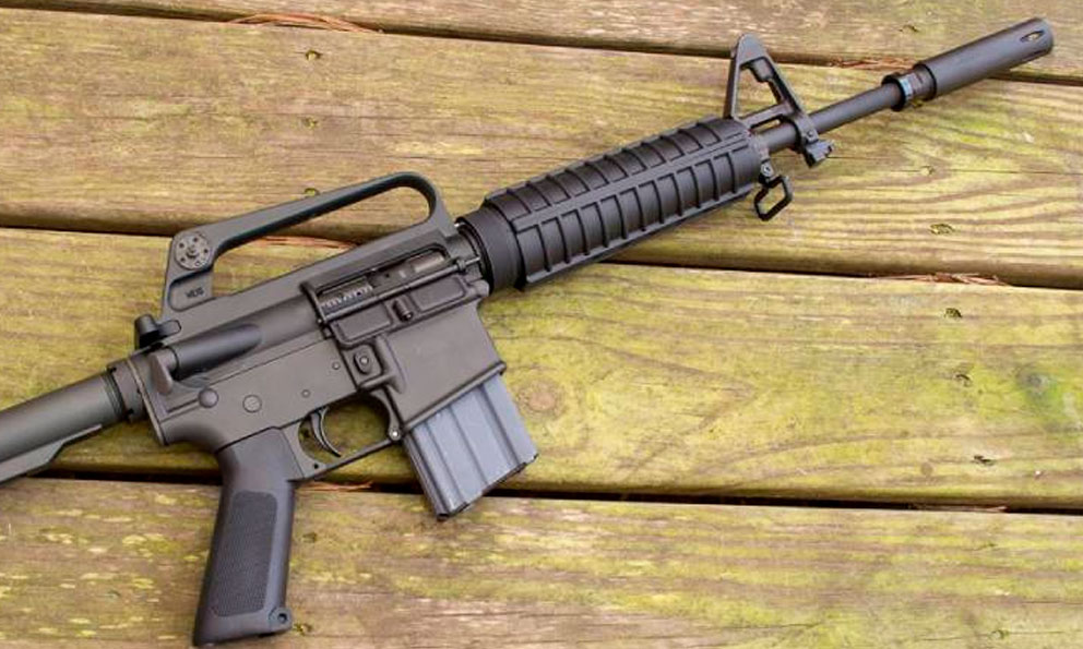 Condenan a 5 por portación de arma y droga