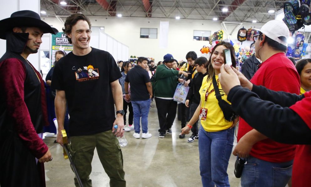 Encanta Steven John Wards a regios