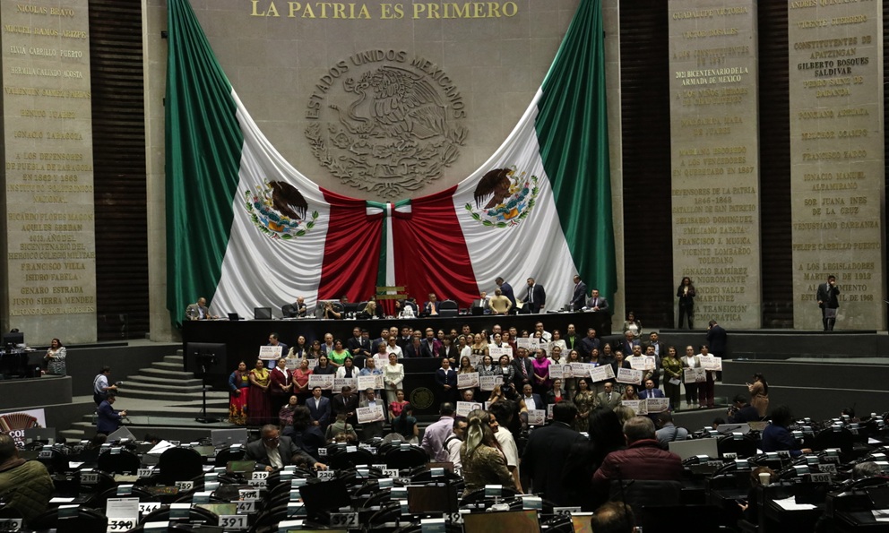 Pasa entre reclamos otra reforma judicial