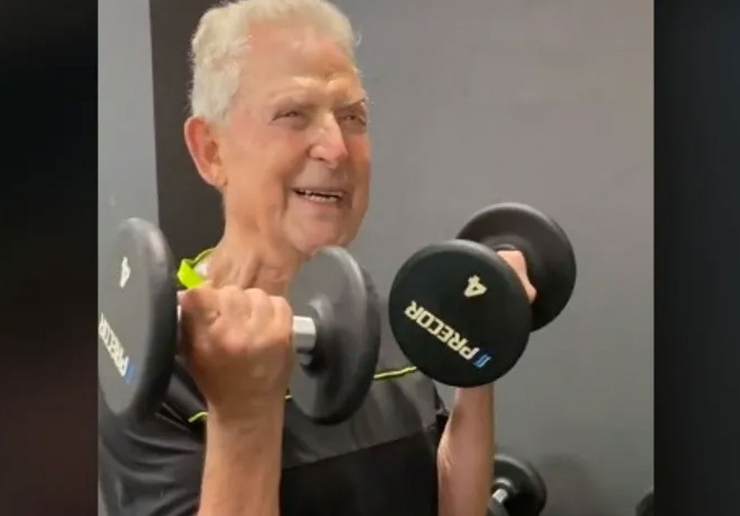 Y a ti te da flojera... A sus 90 años se inscribe en gimnasio y se ...