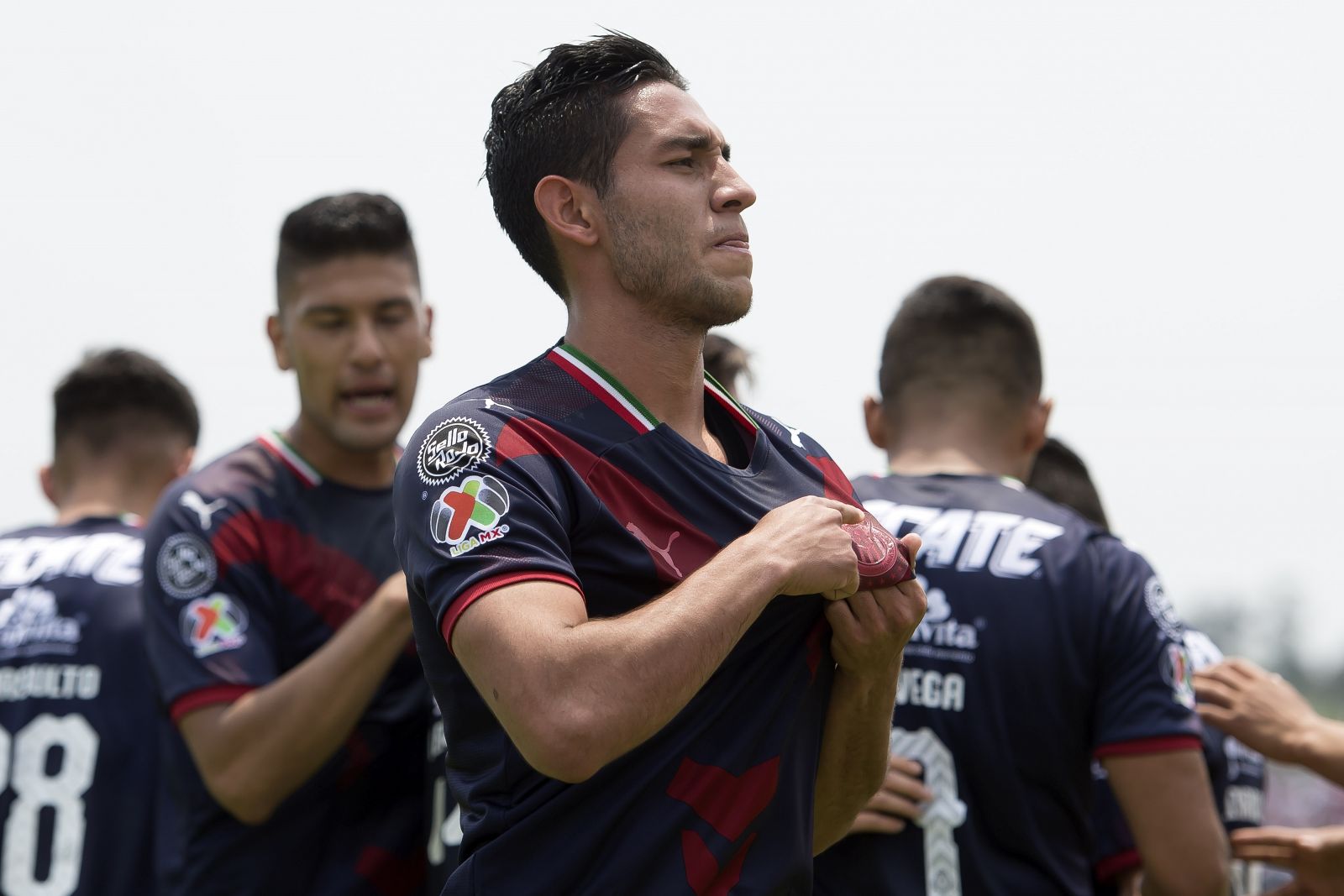 Plano Deportivo Chivas presume nuevo uniforme para el Apertura 2019