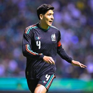 Plano Deportivo Edson Álvarez entra a la historia del Tri en el Mundial ...